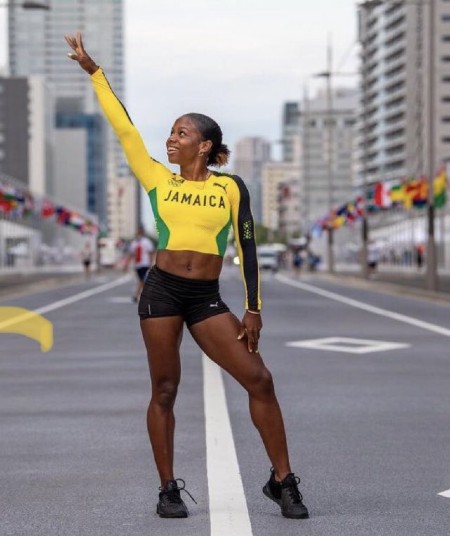 Bronze Medalist Megan Tapper Finishes Third at World Athletics ...